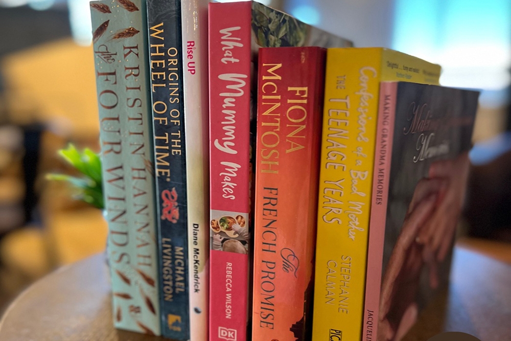 Chapters Book Shop, Cafe And Wine Bar Karalee | Must Do Brisbane