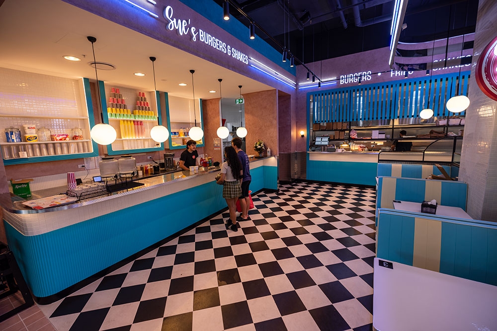 Sues Burgers And Shakes Woolloongabba | Must Do Brisbane